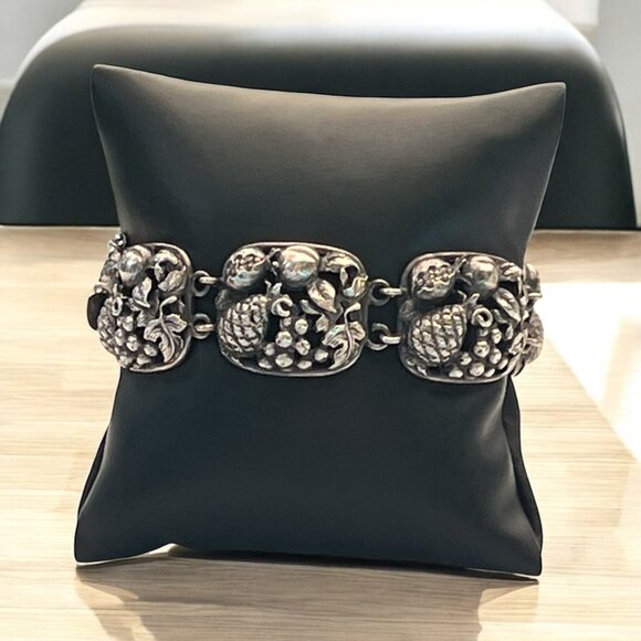 Guglielmo Cini | Jewelry | Vintage Cini Sterling Silver Ornate Fruit ...